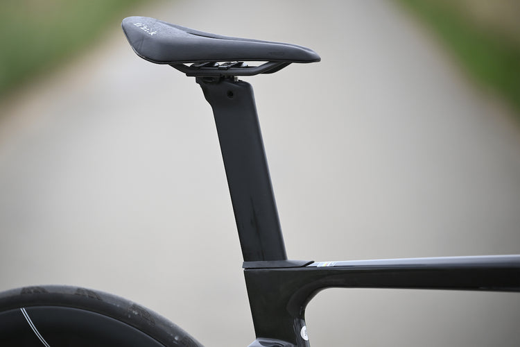 VAN RYSEL RCR-F Pro Shimano Dura Ace Di2 12V Signature Carbon Road Bik – Broximo Prestige Steeds